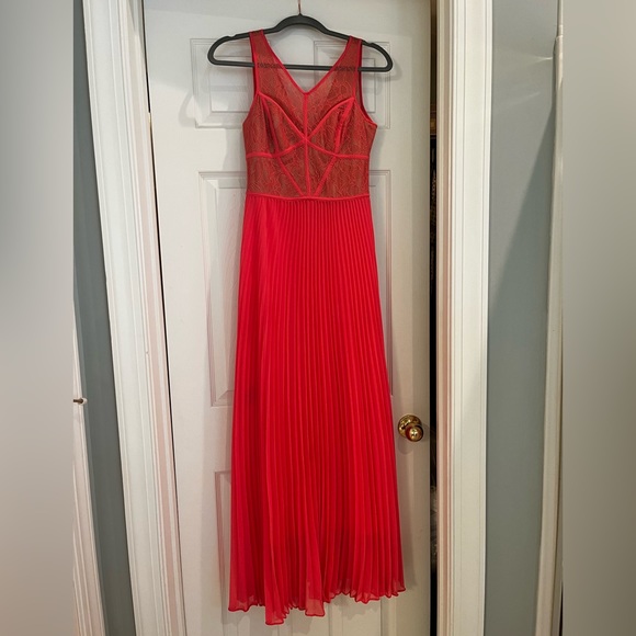 BCBGMaxAzria | Dresses | Bcbg Maxazria Coral Prom Dress | Poshmark